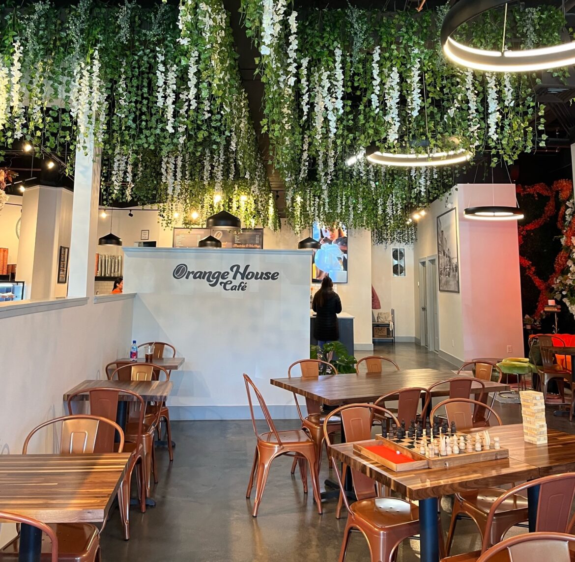 Orange House Cafe: All About this Euro-Style Cafe in Orange, NJ ...
